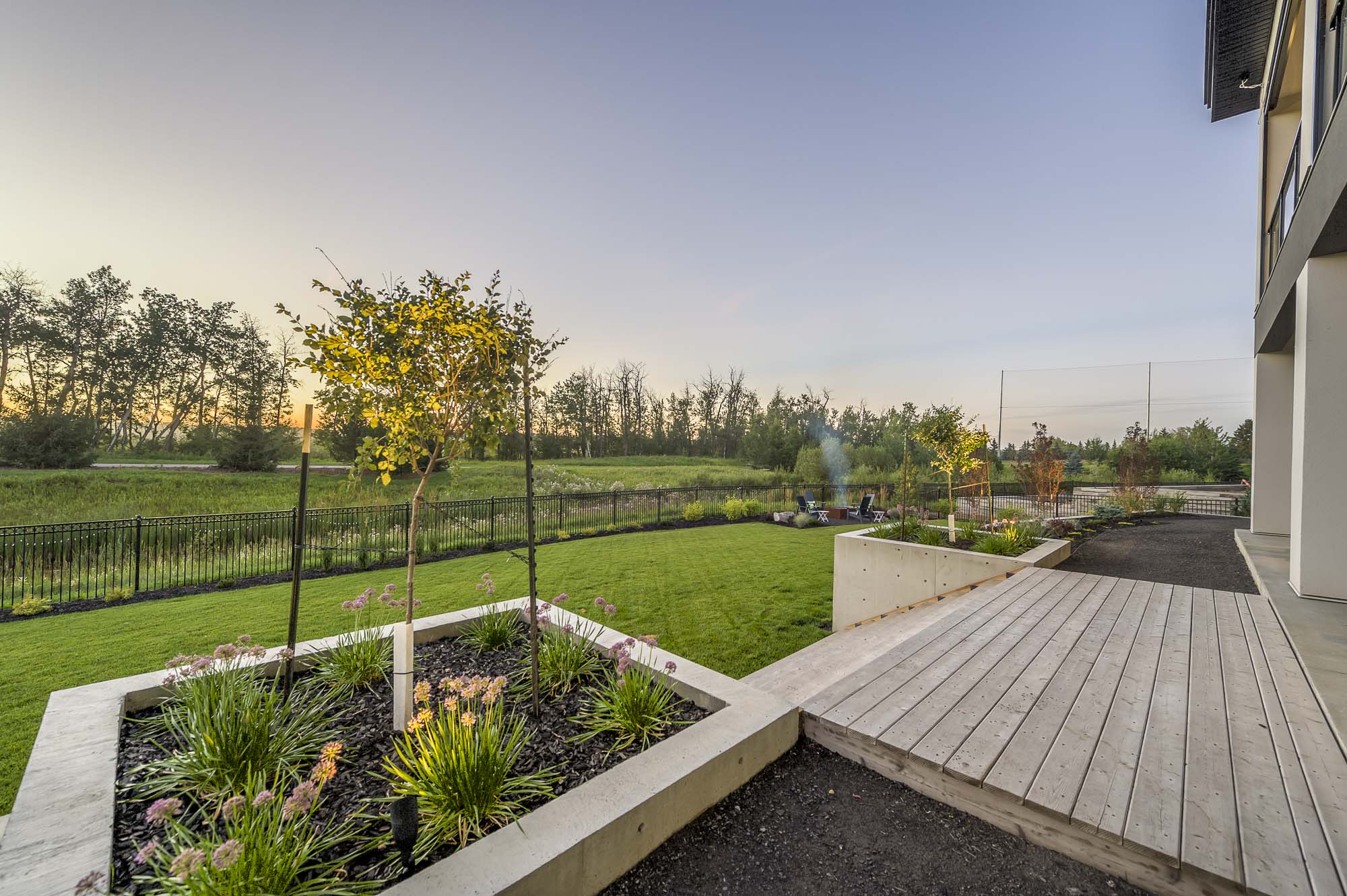Creating the Ultimate Summer Oasis - Boss Design